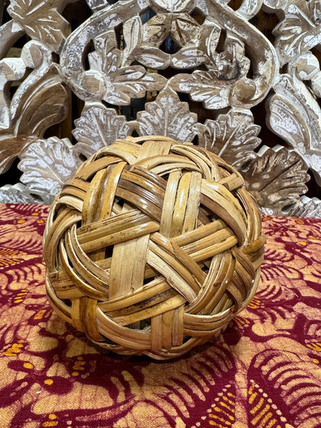 Rattan Ball